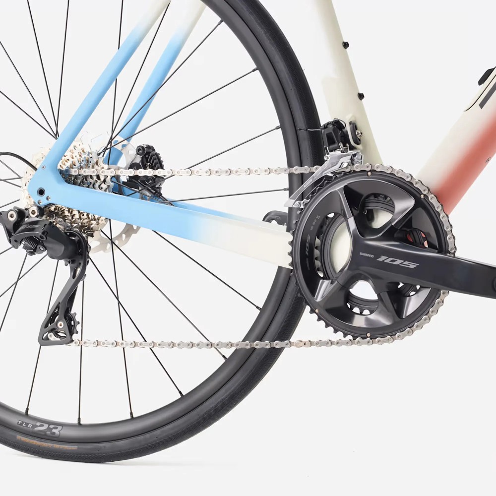 Bicicleta Trek Domane SL 5 Gen 4 Era White/Glowstick/Coral